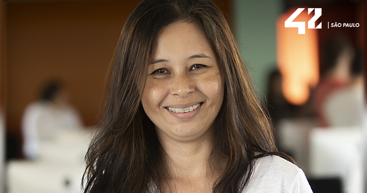 Erica Akira: “Basta uma oportunidade para programar”
